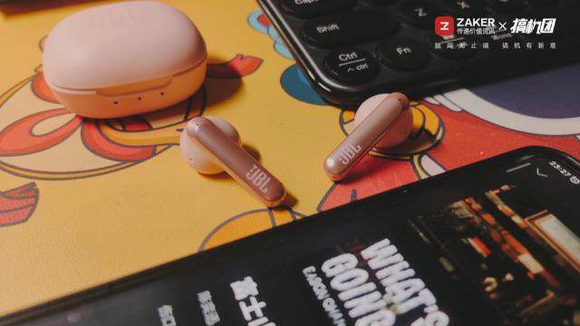 极致简约，极尽非凡，JBL T280TWS X2真无线耳机上手体验-ZAKER新闻
